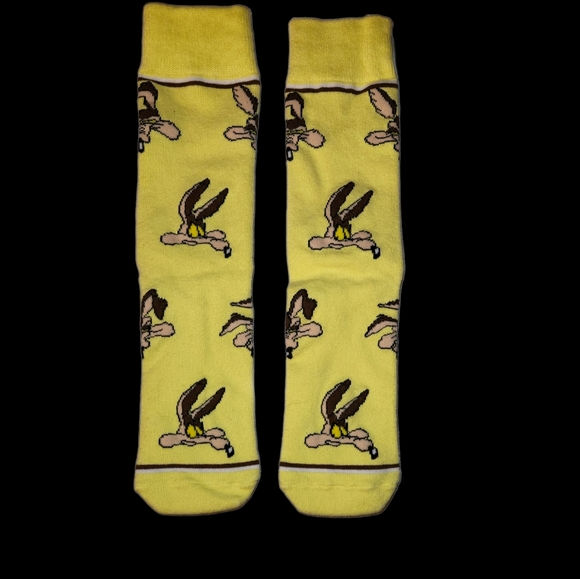 Warner Bros. | Other | New Looney Tunes Wylie Coyote Socks | Poshmark